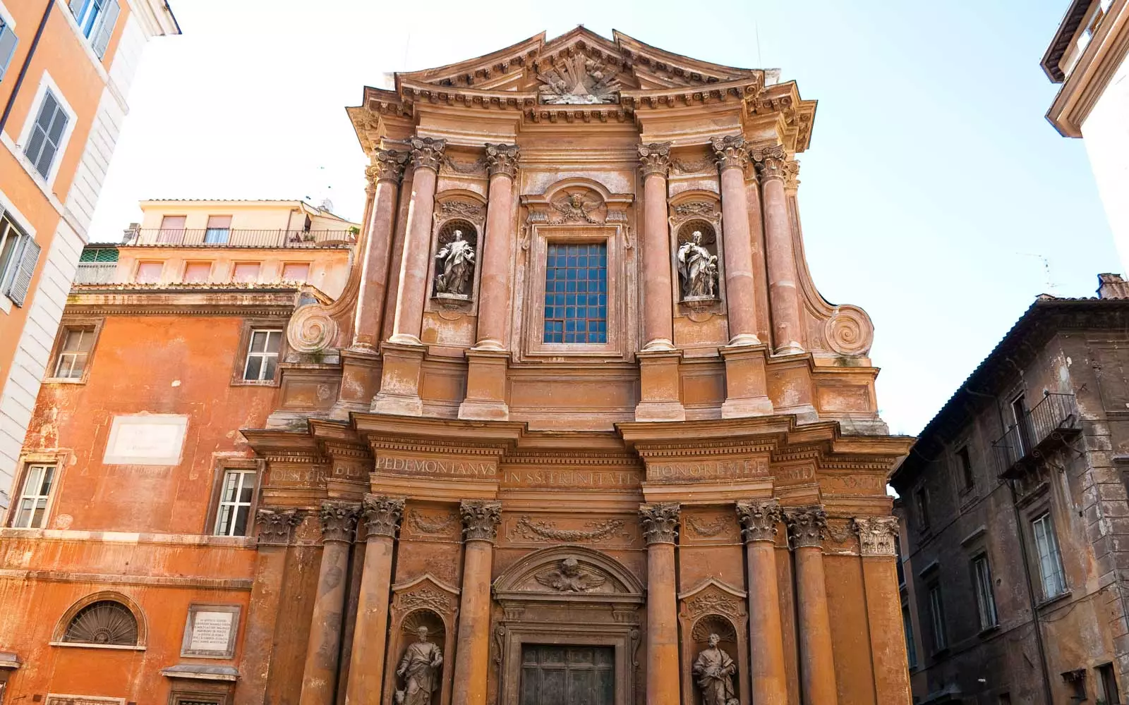 Църквата на Пресвета Троица на поклонниците - Trinita dei Pellegrini, в Regola rione, Рим, Италия
