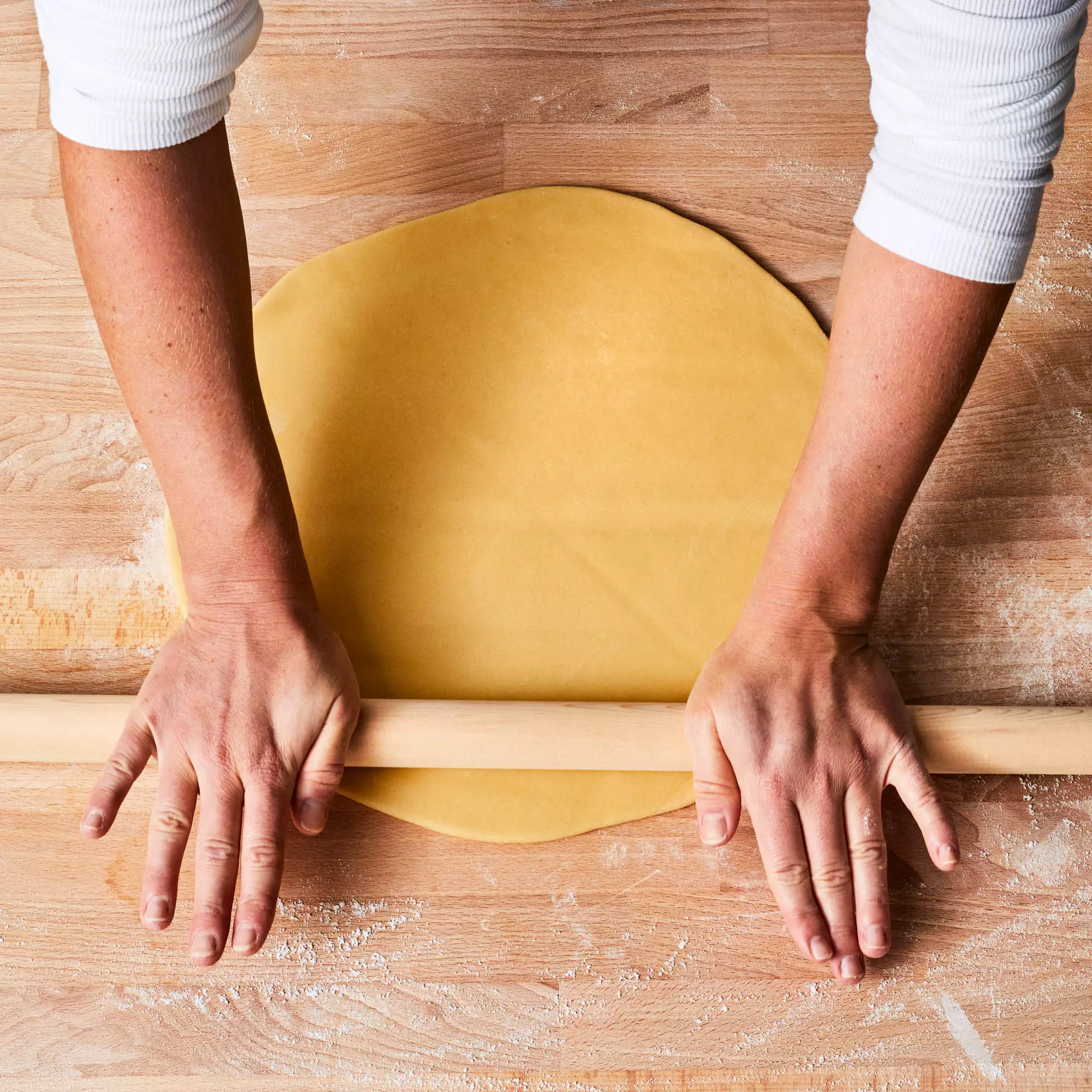 Yadda ake yin Sfoglia (Fresh Egg Pasta)