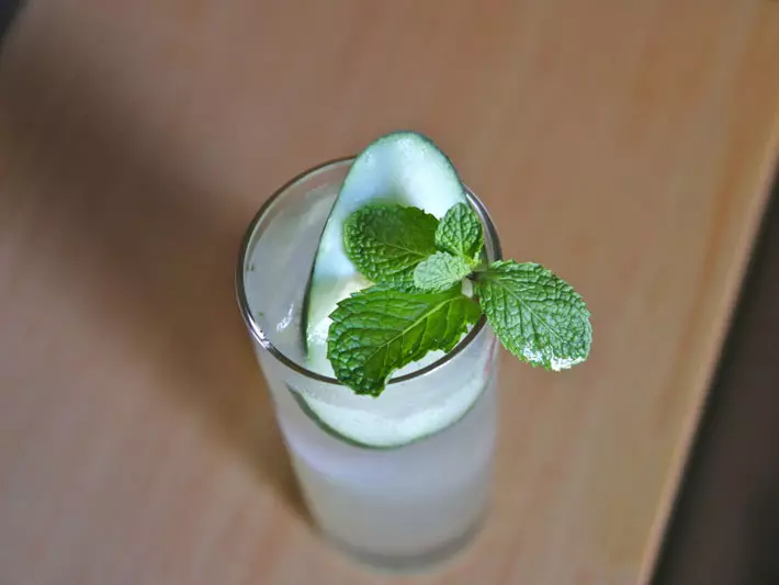 elderflower-recipes-cucumber-cooler.jpg