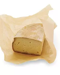 bildoj-sys-200807-a-storing-cheese.jpg