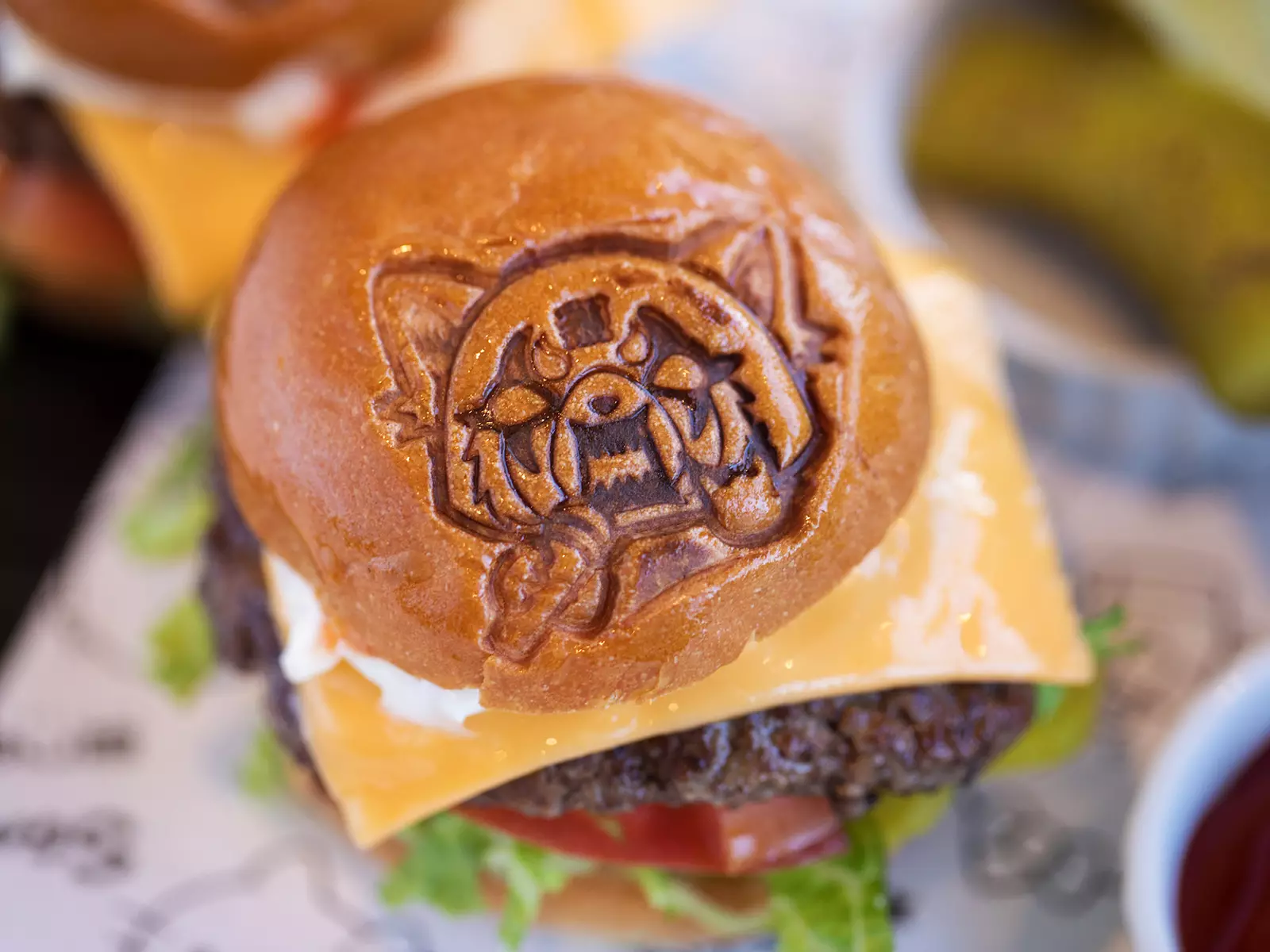 aggretsuko mini rage burger