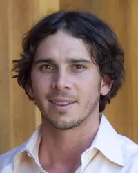 Sarjana lan winemaker Ben Flajnik