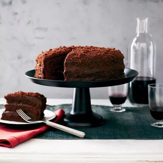 Най-добри шоколадови десерти: Шоколадова затъмнена торта