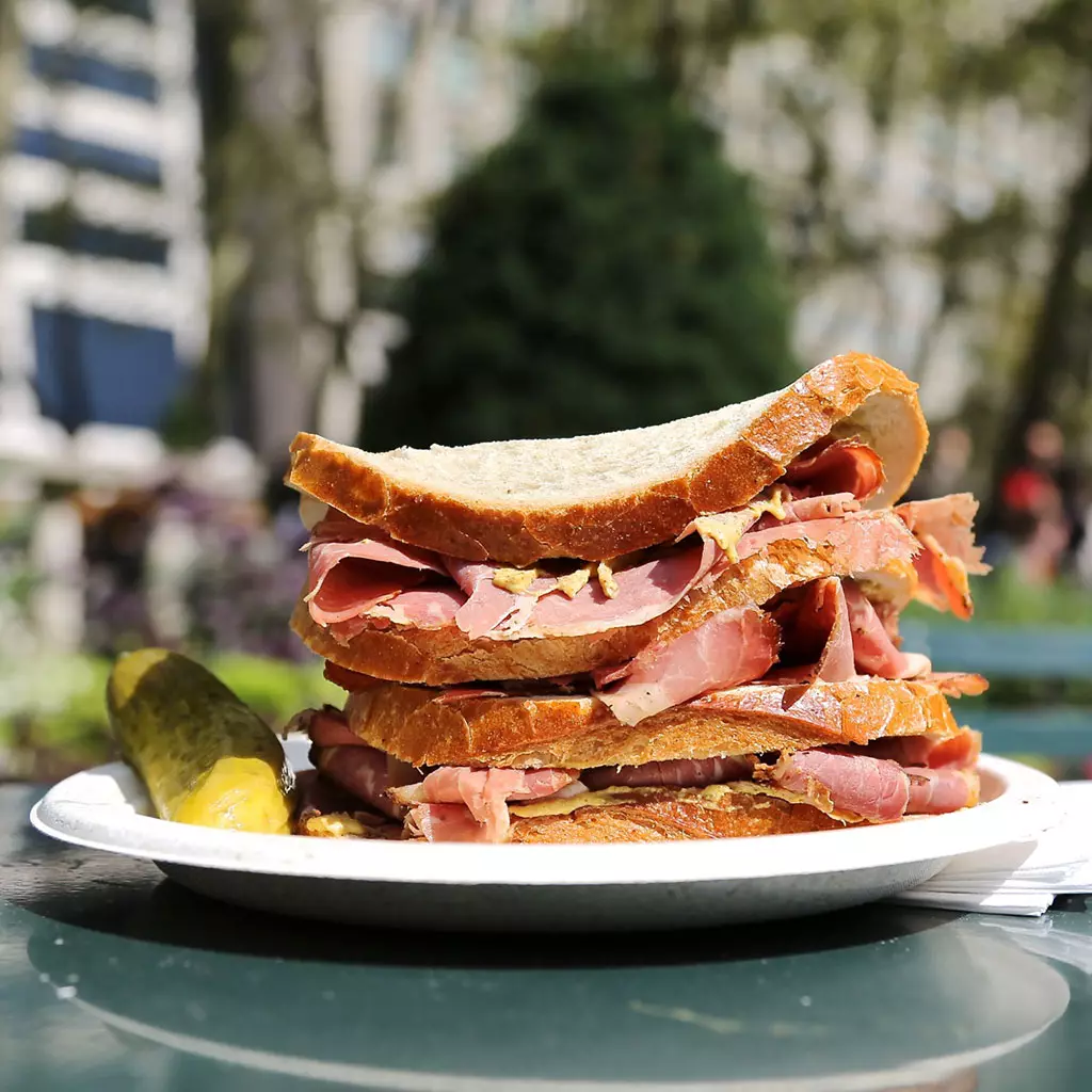 Mile End Smoked Nqaij Sandwich; NYC