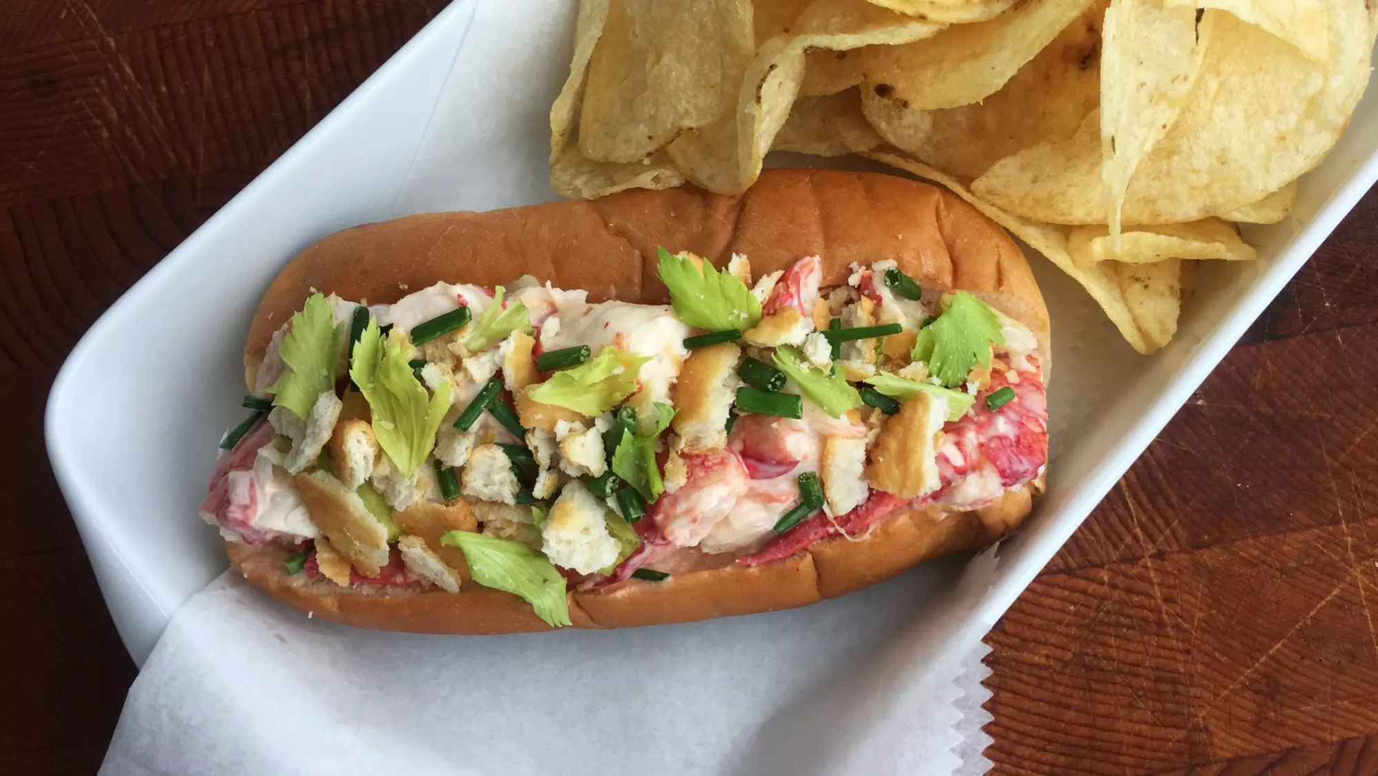 ახალი Shell Lobster Rolls