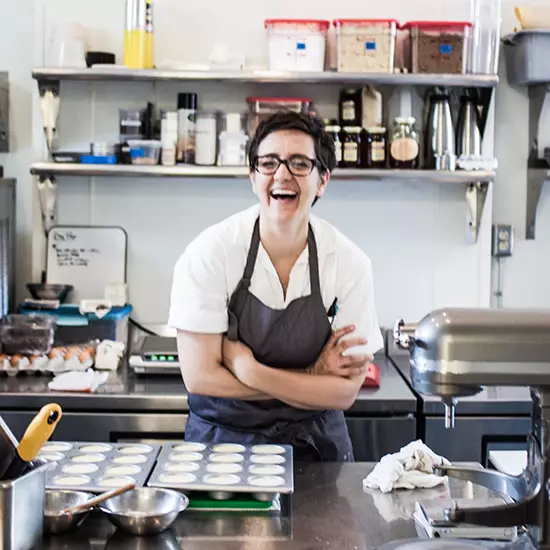 Mengapa Saya Melewatkan Sekolah Memasak, oleh Pastry Chef Lisa Donovan