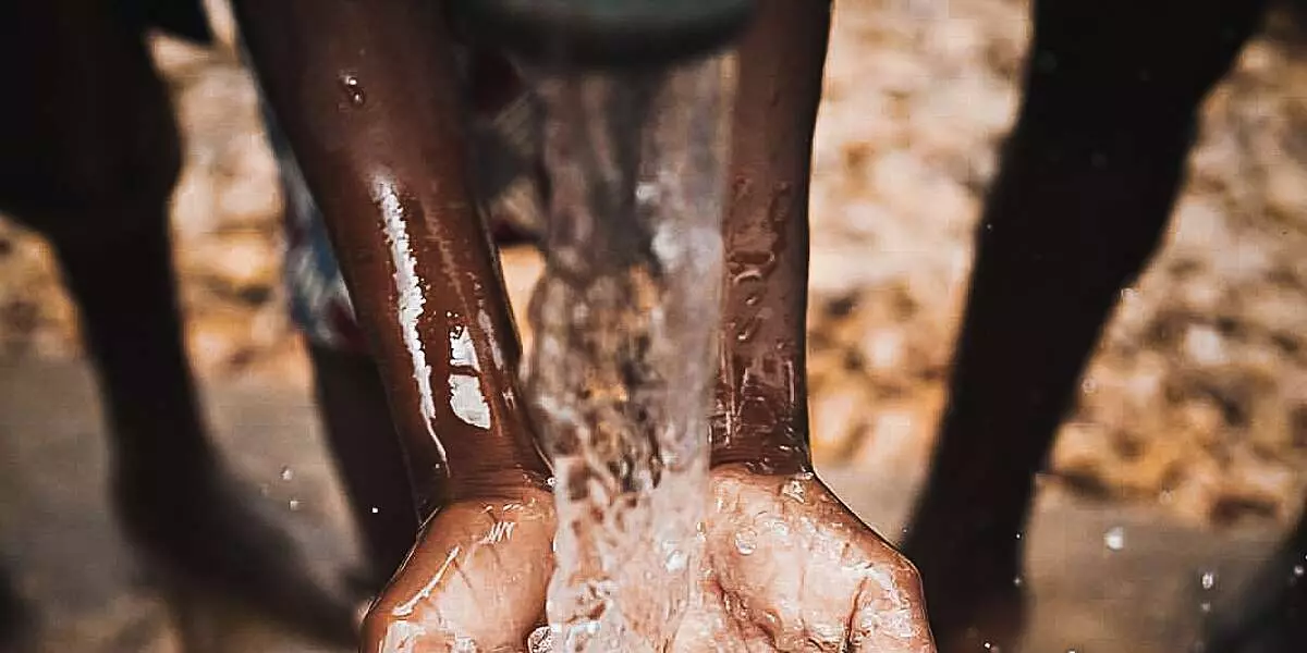 Een biertje drinken in je plaatselijke brouwerij kan helpen om schoon water naar ontwikkelingslanden te brengen