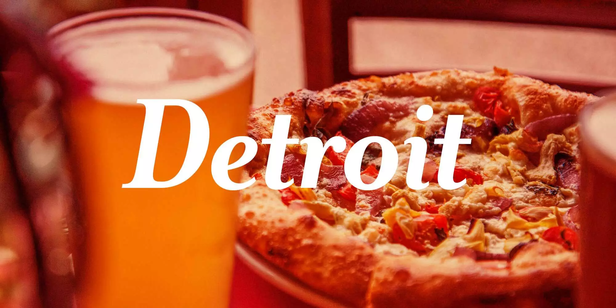 Dimana Dahar Pizza di Detroit Ayeuna