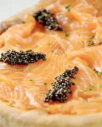 Pizza salmon na-ese anwụrụ