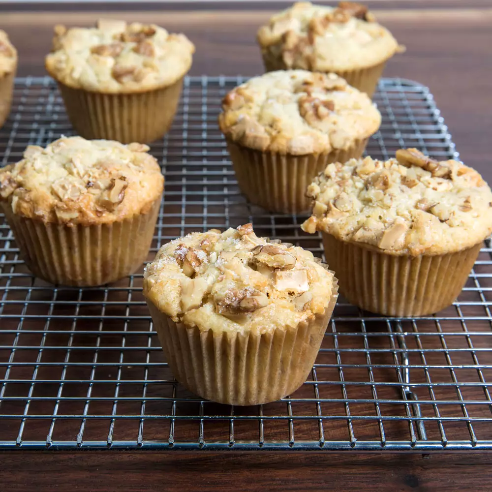 Muffini od bijele čokolade i oraha