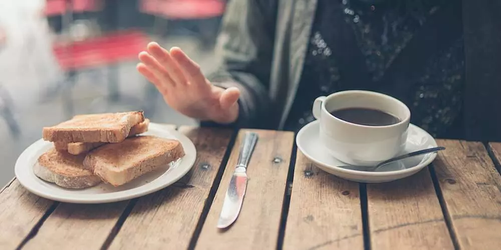 Cal é a diferenza entre unha alerxia alimentaria e unha intolerancia alimentaria? Isto é o que a maioría dos estadounidenses non saben