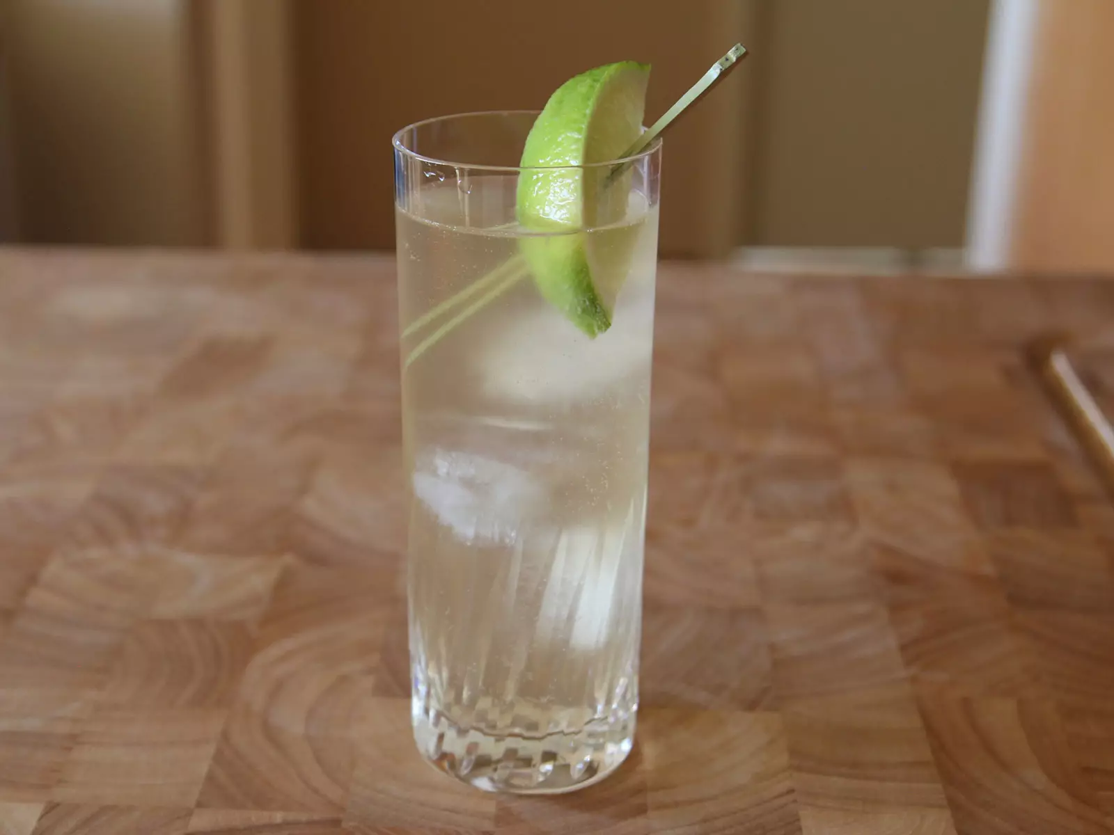 Gin & Tonic, Deux Façons