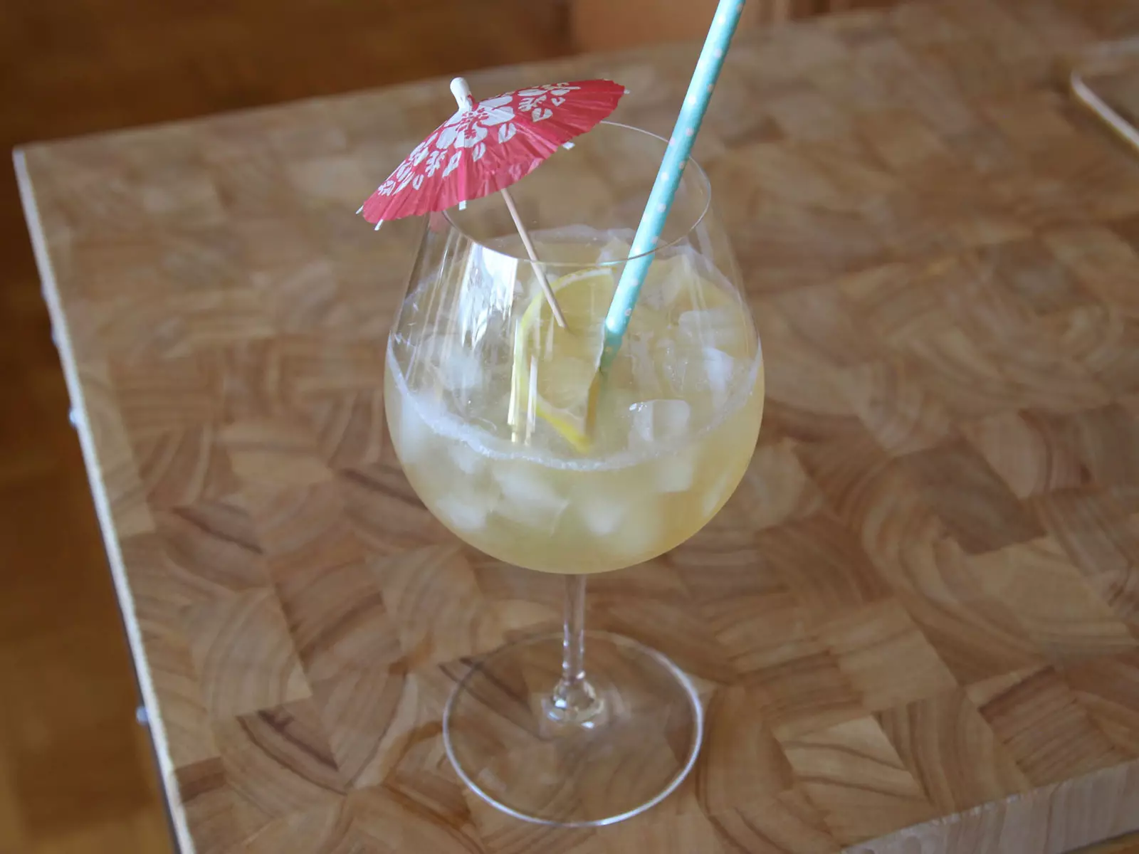 Toniku Spritz