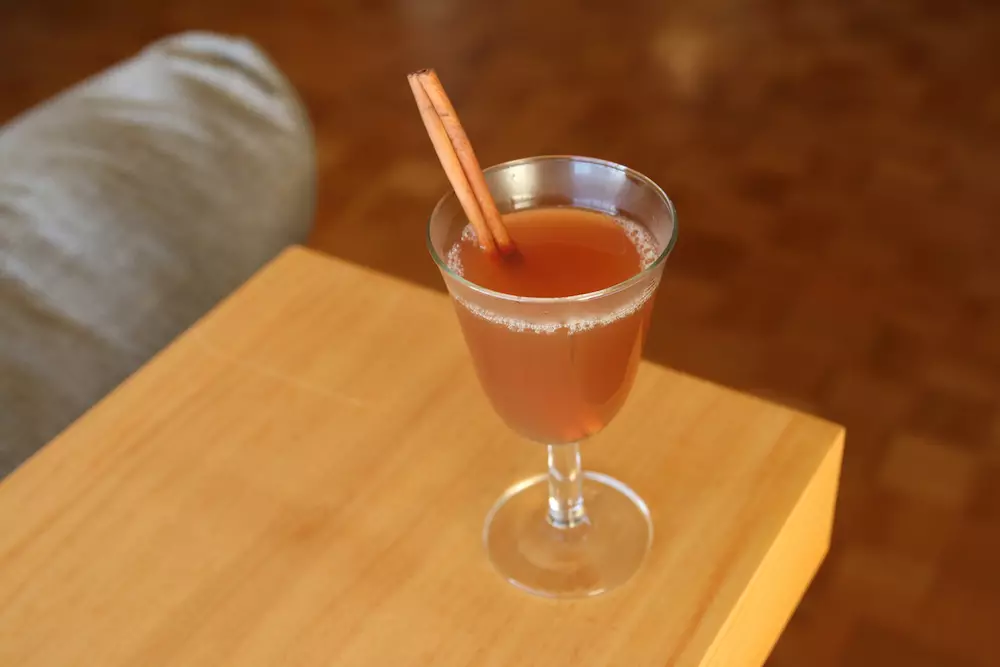 apụl-bourbon-cocktail-blog1118.jpg