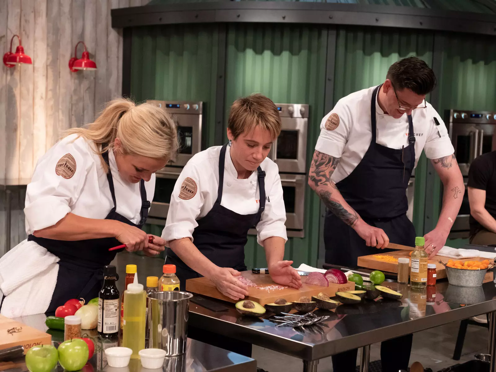 top-chef-s16e06-kelsey-adrienne-brian-team-Brother-FT-BLOG0119.JPG