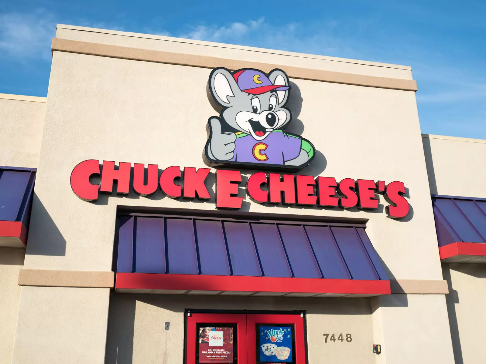 chuck-e-cheese-سۇيقەست- FT-BLOG0219.jpg