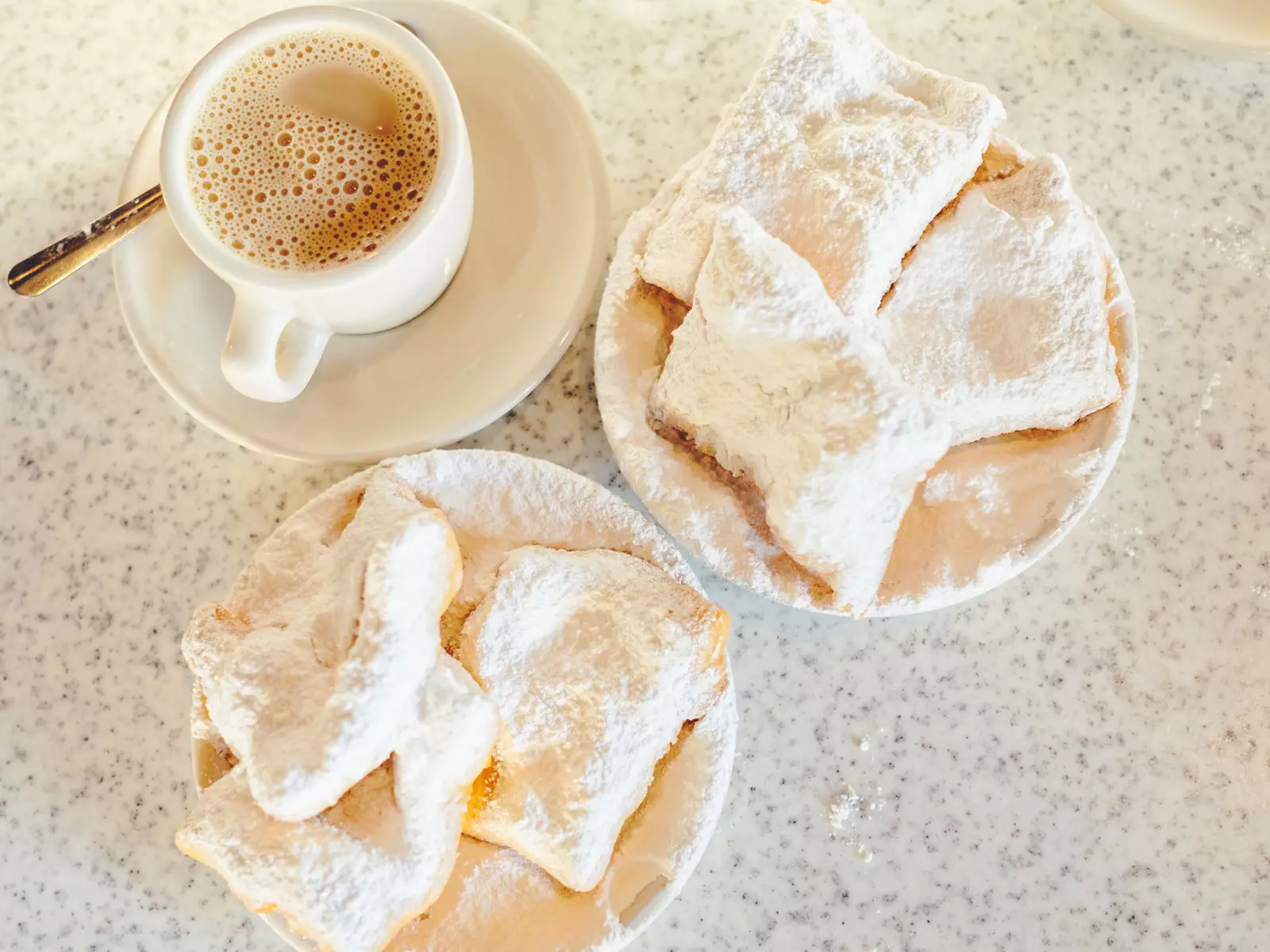 क्याफे du Monde beignets