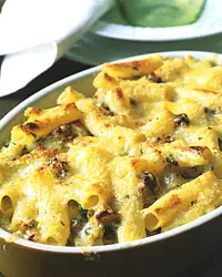 Ziti, वांगी, आणि Fontina Gratin