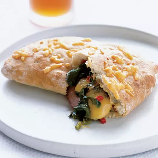 Ham jeung Chili-Cheddar Calzones