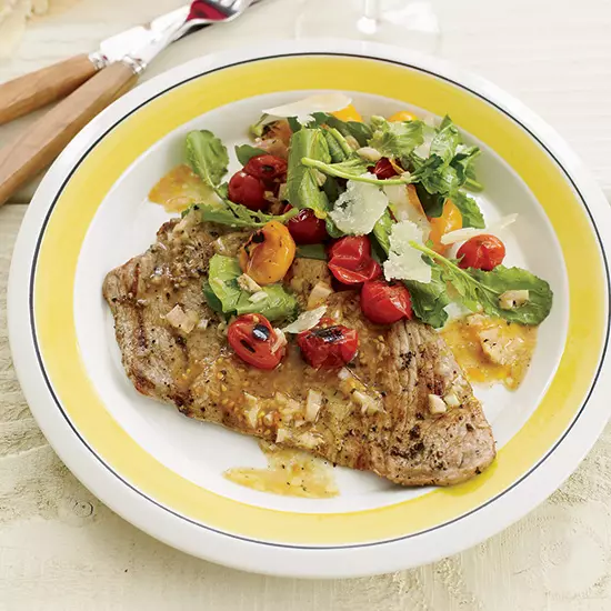 Veal Scallopine na Charred Cherry Tomato Salad