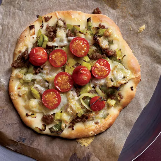 Leek-da-Pecorino Pizza