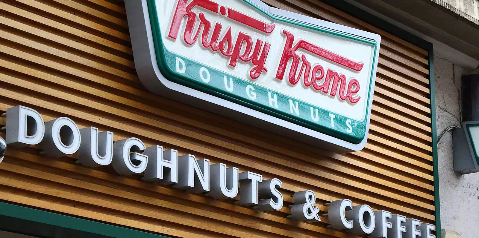 Krispy Kreme, Panera-Besitzer versprechen 5,5 Millionen US-Dollar für Holocaust-Überlebende