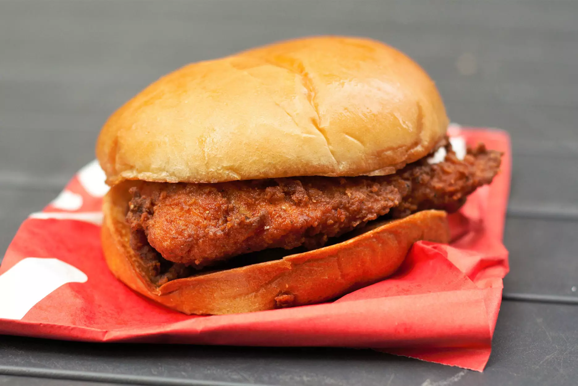 A Chick-fil- یو مساله لرونکی چرګ سینڈوچ