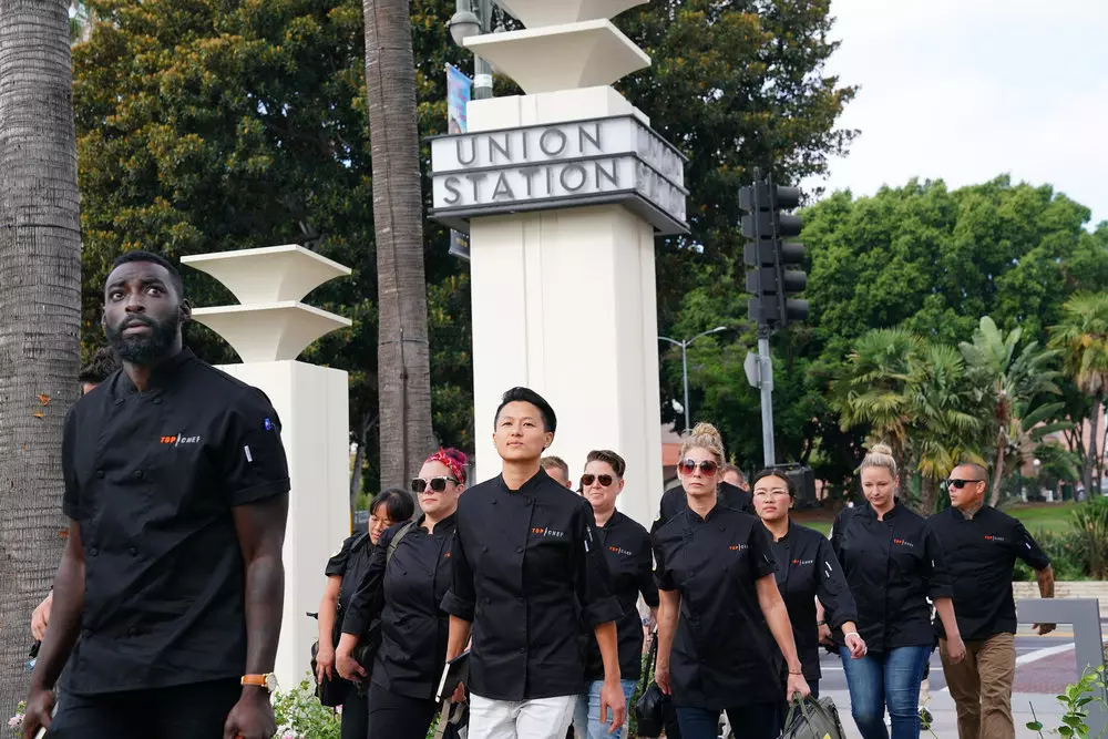 Die sjefs kom by Los Angeles se Union Station aan