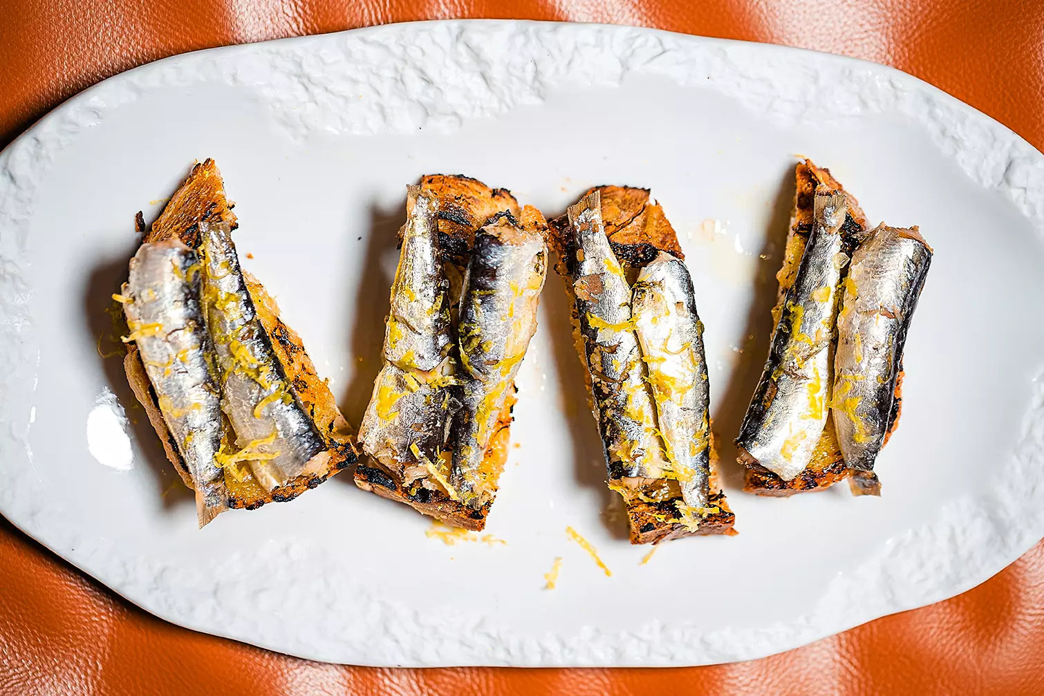 Kuhari omiljena upotreba konzervirane hrane | Tost od sardine