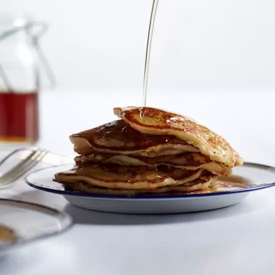Pancakes ទឹកដោះគោជាមួយ Masa Harina