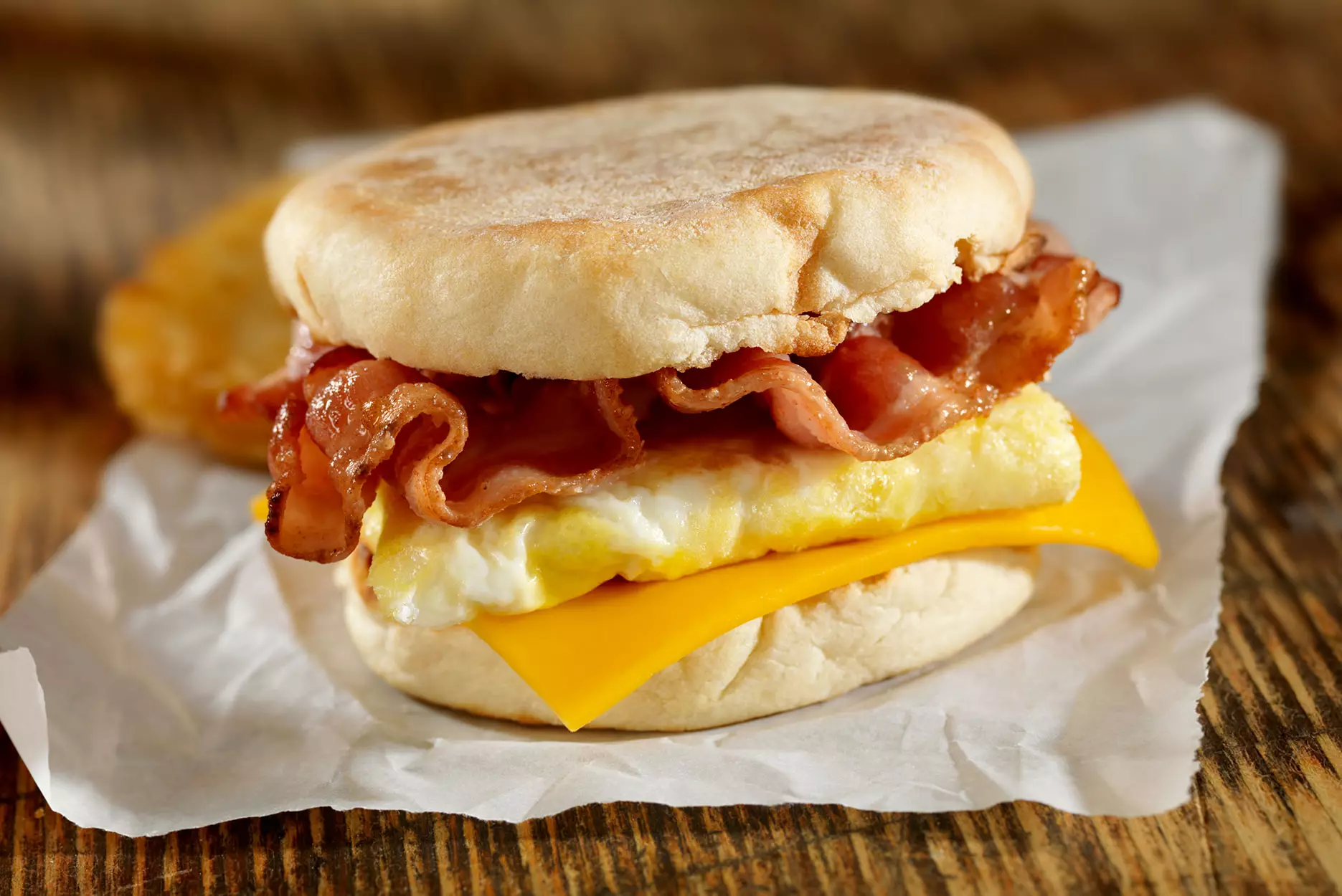 Bacon og egg frokost sandwich