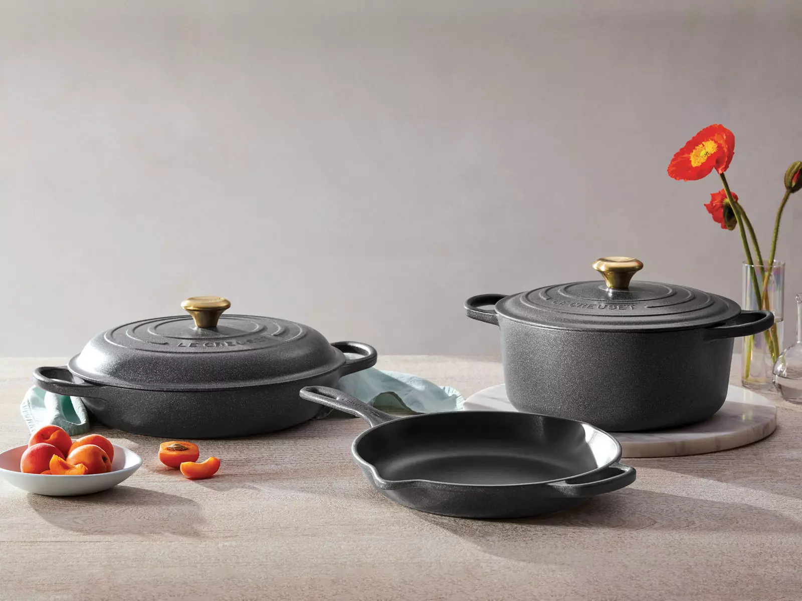 Le Creuset दगड रंग