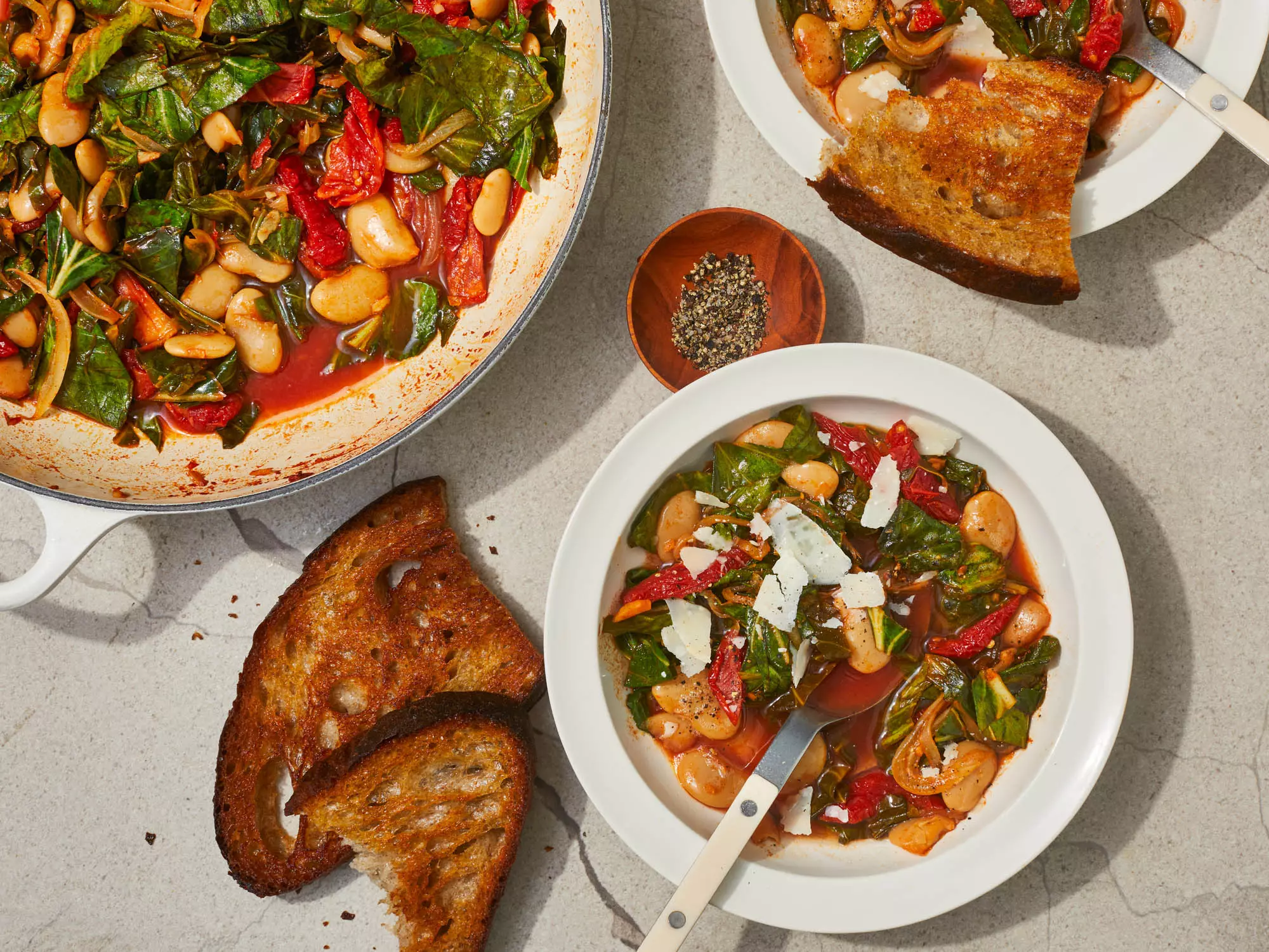 Haricots fumés et légumes verts