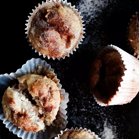 Apple Snickerdoodle muffins