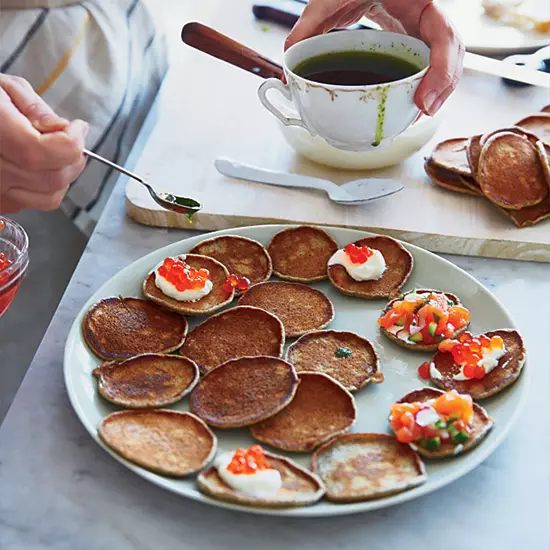 Awọn ọna Buckwheat Blini