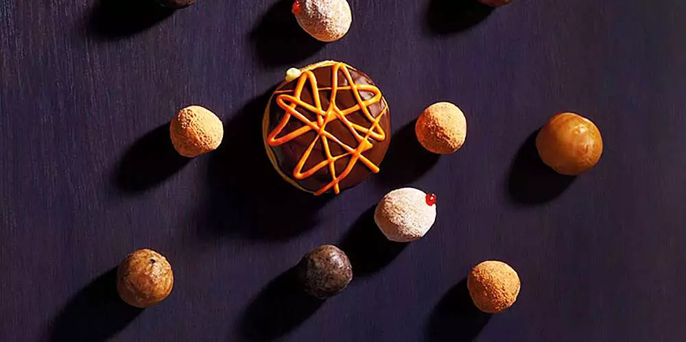 Dunkin' Donuts Debuts Spoky Halloween Donuts