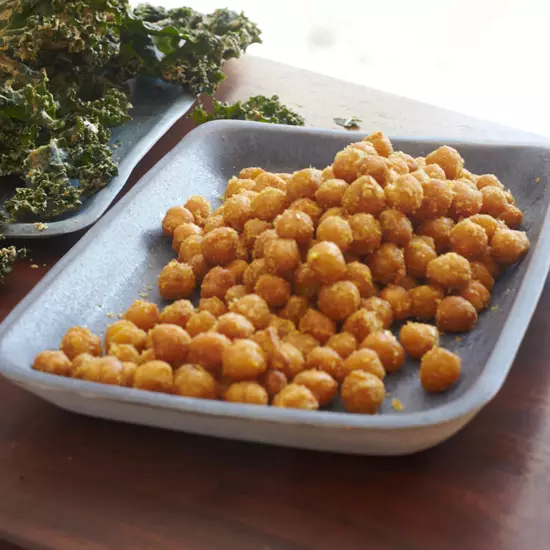 HD-201203-r-spiced-chickpea-nuts.jpg