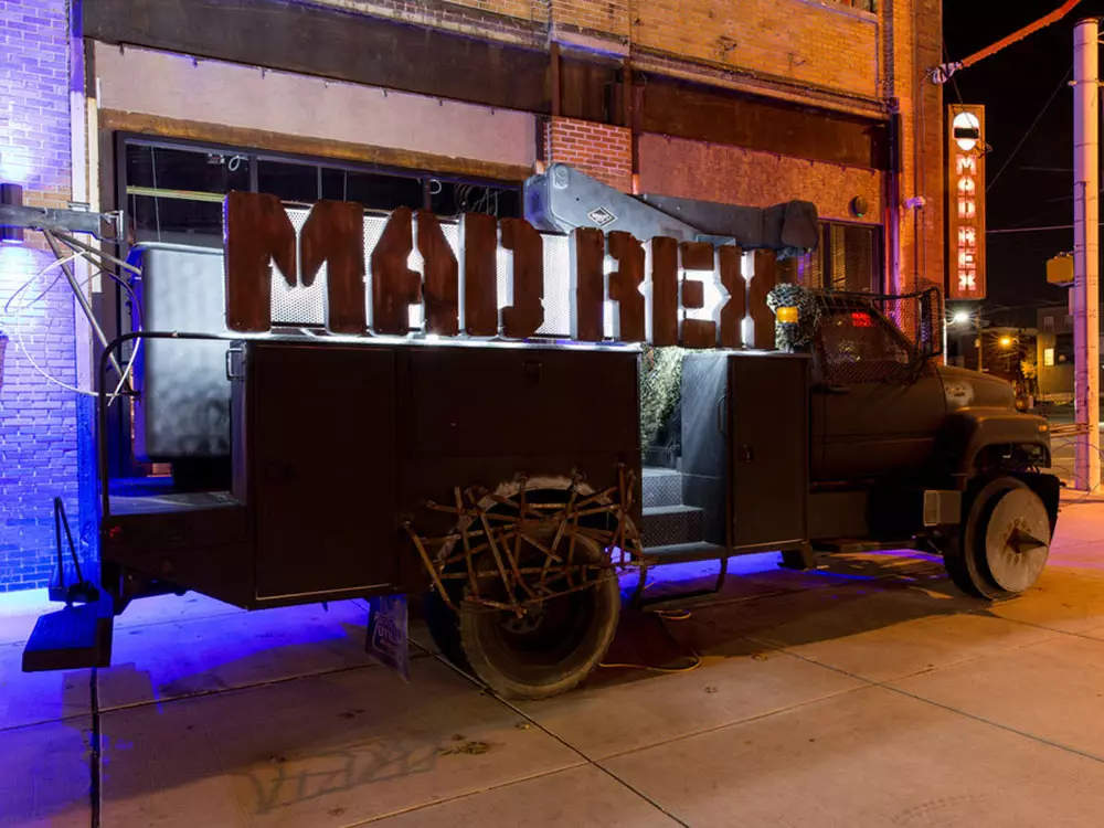 mad rex apocalypse virtual reality restaurant