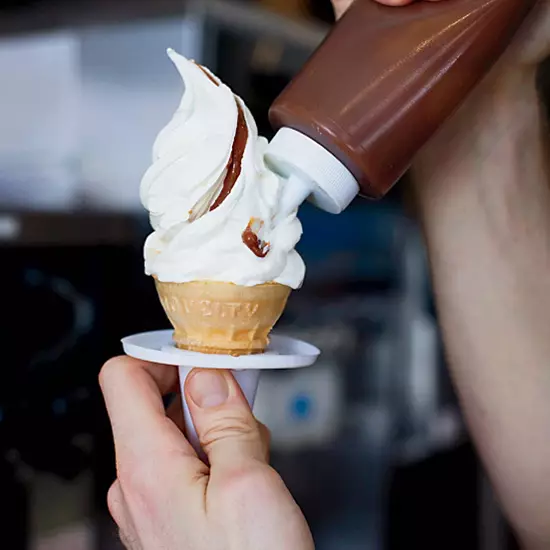 Kedu otu nnukwu ụgbọ ala ice cream siri eme nnu nnu