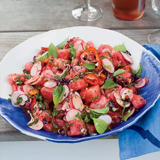 Thai-Style Radish uye Watermelon Salad