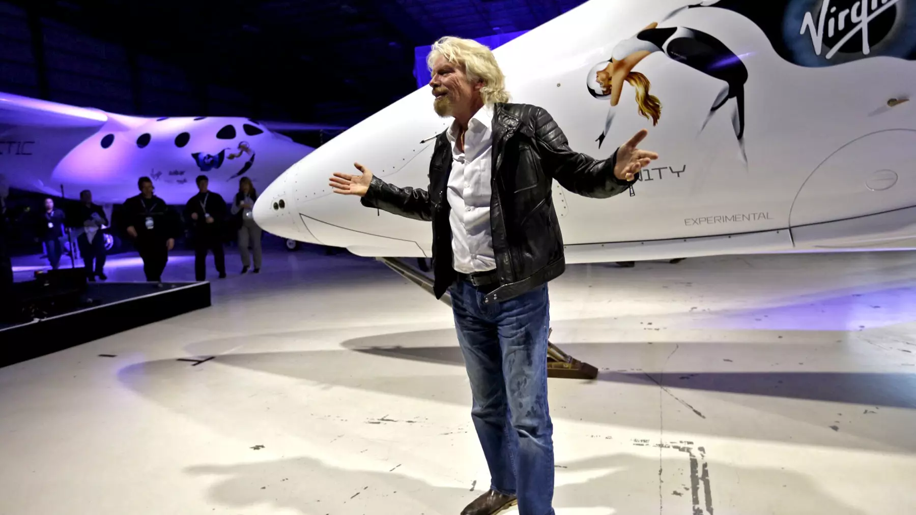 Richard Branson Space Hotelak