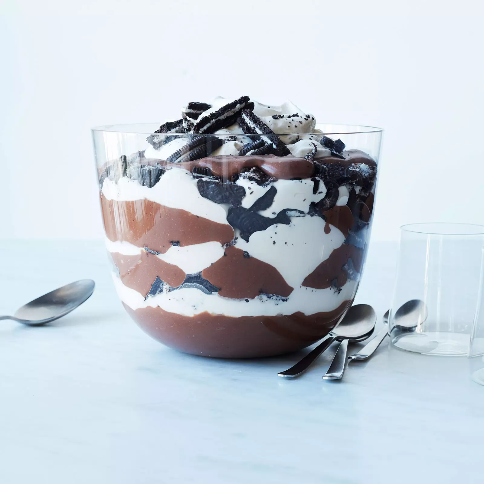 Trifle di crunchy al cioccolato e biscotti