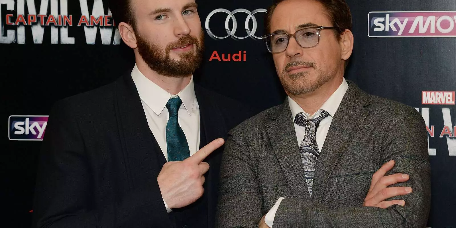 Chris Evans a Robert Downey Jr. měli tento víkend rozkošnou večeři v Atlantě