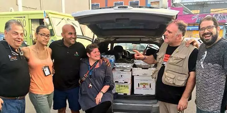 José Andrés Ti ṣe Awọn ounjẹ Milionu 1 ni Puerto Rico, Diẹ sii ju Red Cross