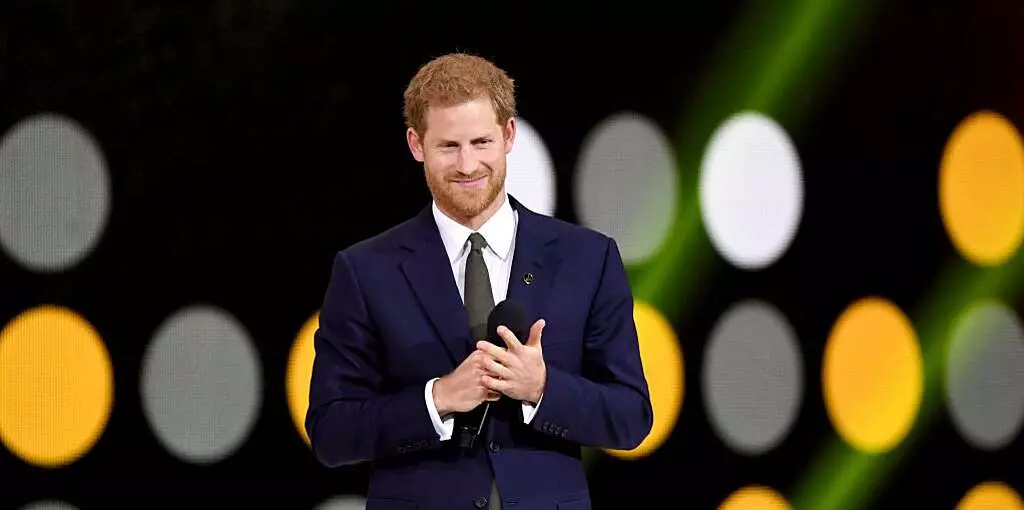 Si Prince Harry ay Hindi kailanman Nag-ihaw ng Marshmallow sa Isang Campfire