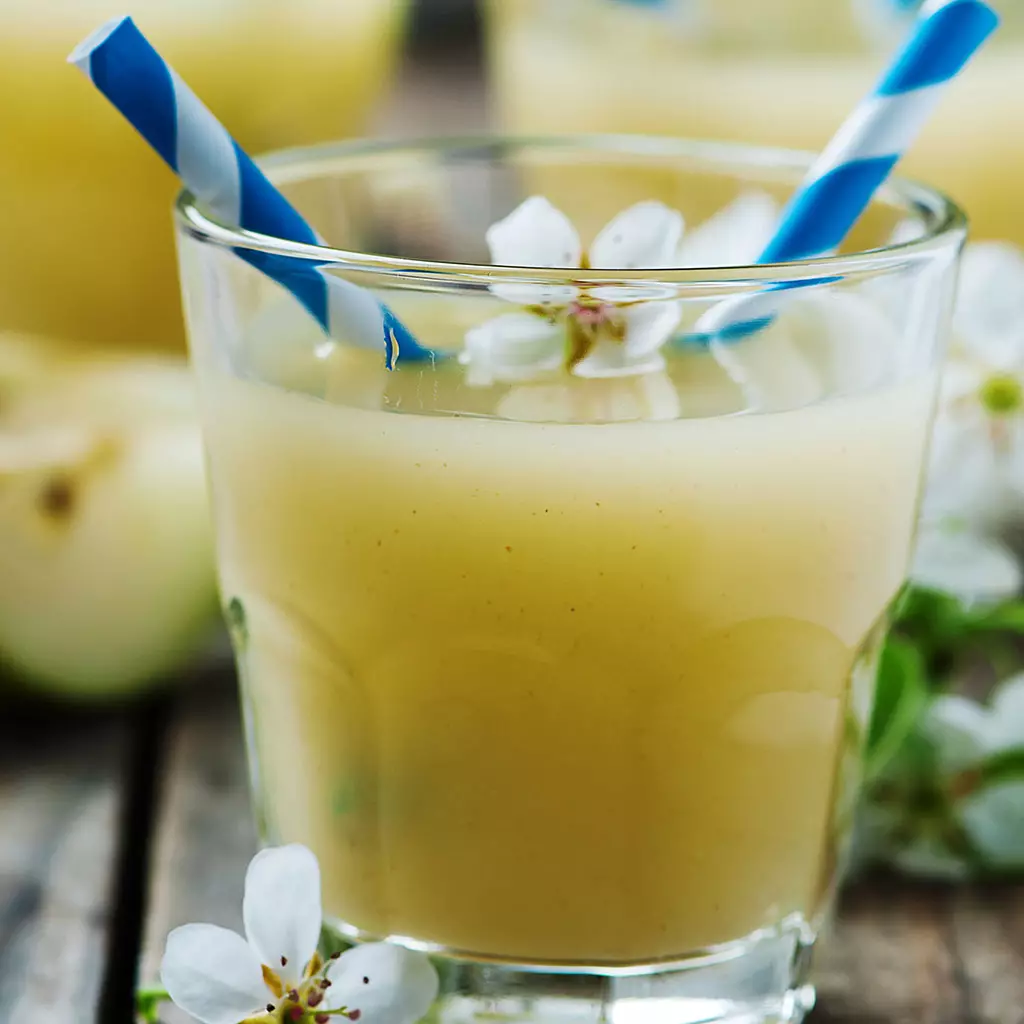 FWX GETTY PEAR JUICE FIR HANGOVERS