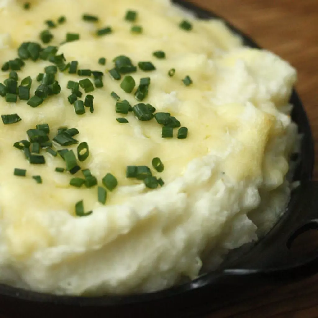 FWX 非常简单的感恩节土豆食谱 GRUYERE_0 土豆泥砂锅