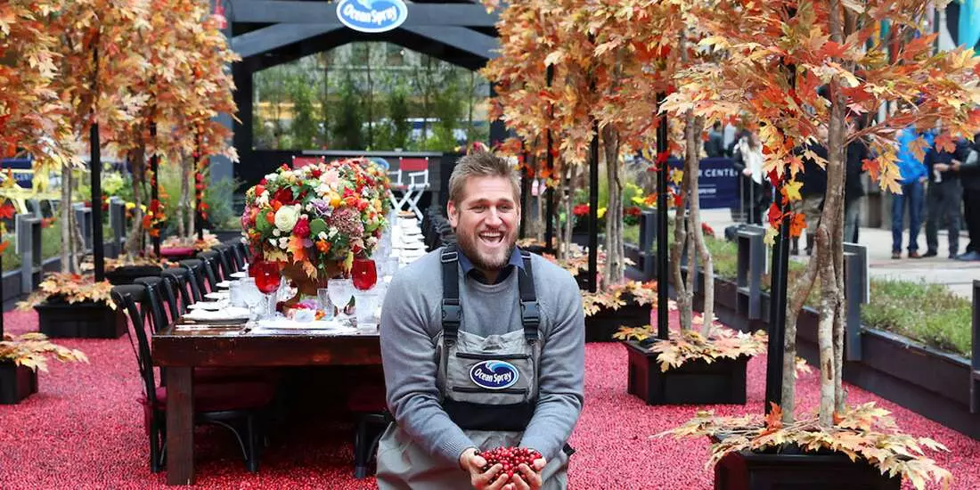 Curtis Stone جي 5 تجويزون ميزباني لاءِ مڪمل دٻاءُ کان پاڪ شڪرگذار