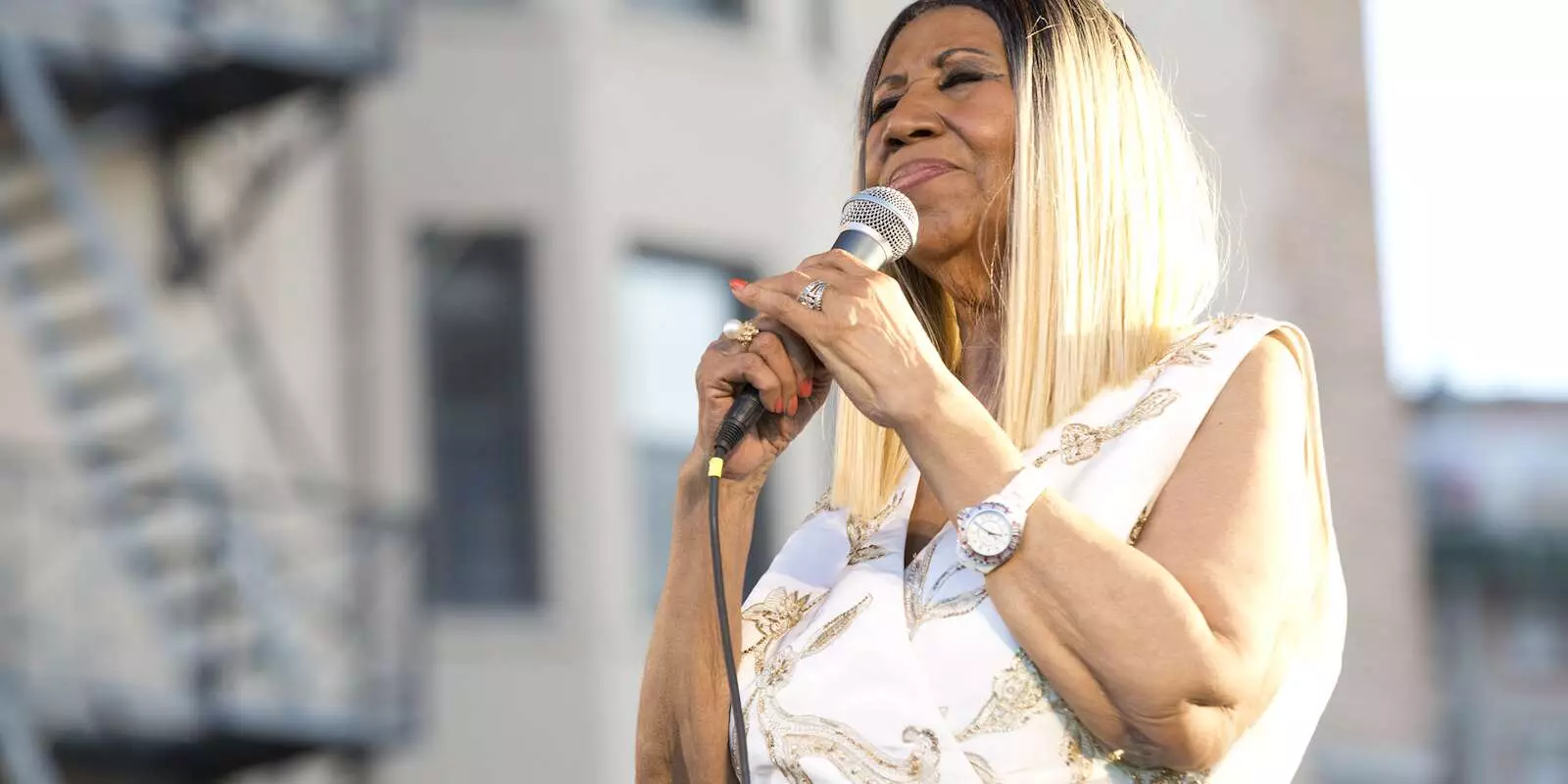 Aretha Franklin plant, einen Nachtclub in Detroit zu eröffnen