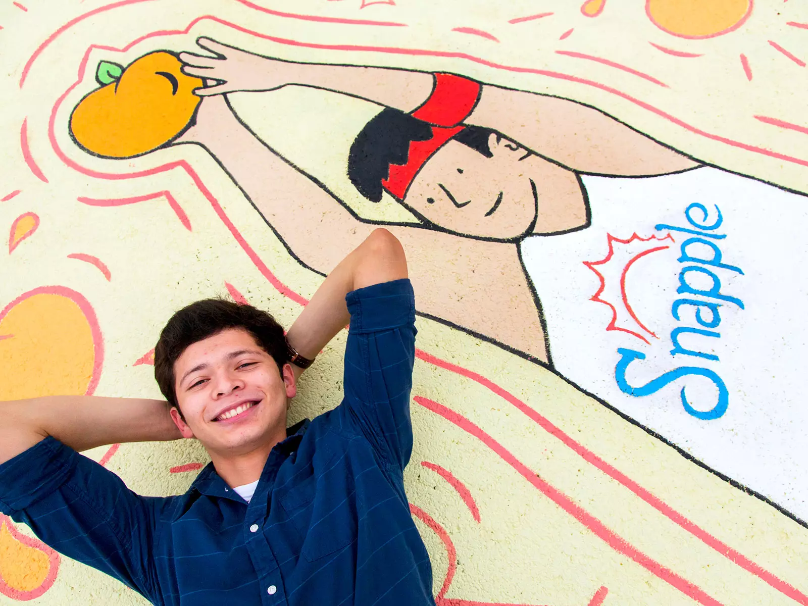 pemandangan atas mural snapple